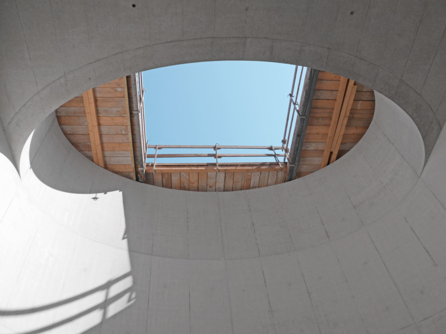 Architectural concrete masterpiece - MEVA UK (EN)