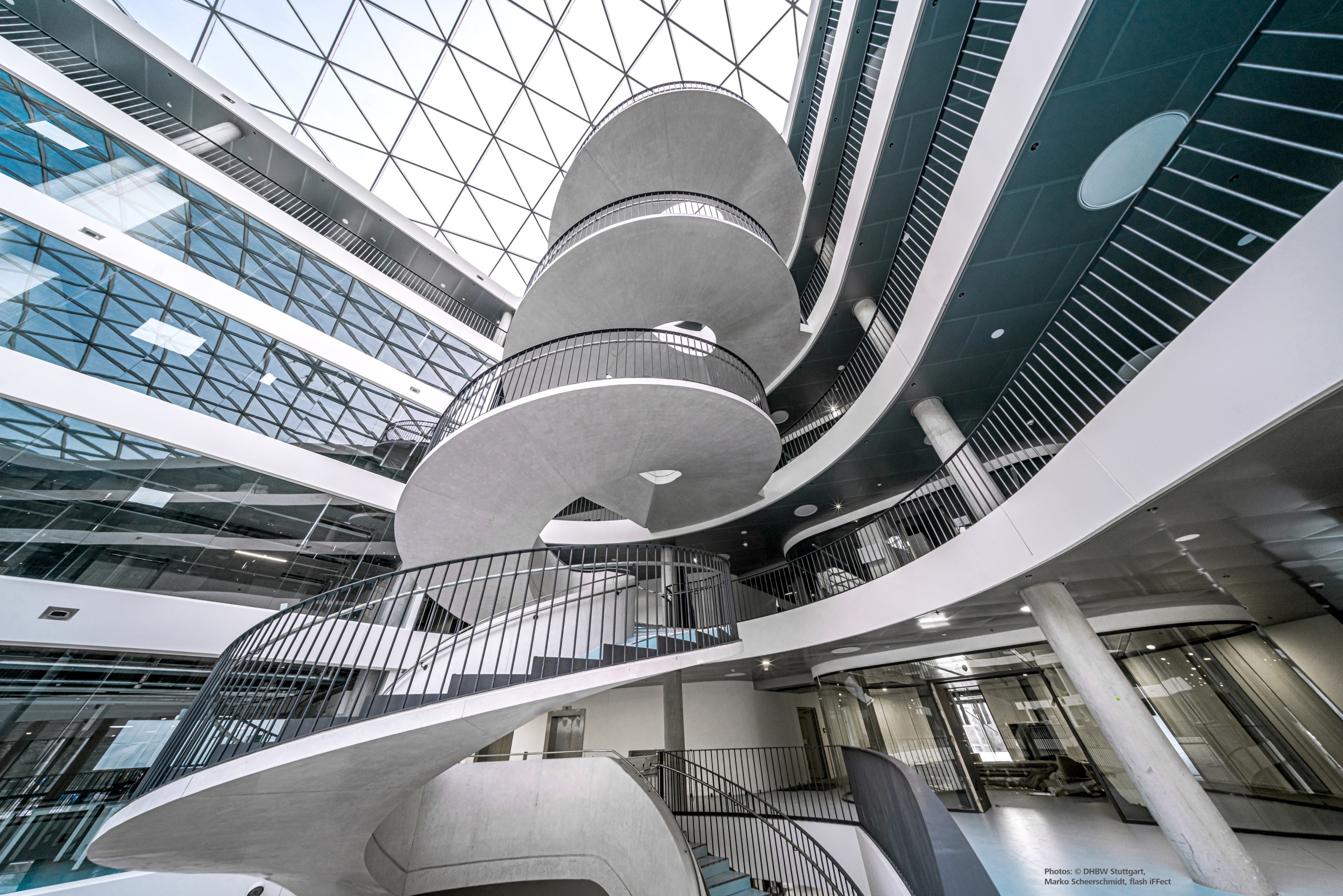 Eye-catching staircase – as if cast in one piece - MEVA UK (EN)